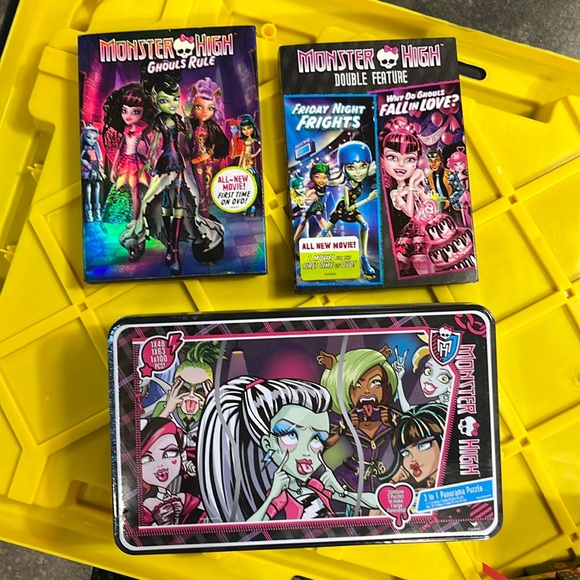 Mattel | Toys | Monster High Set 3 Movies 2dvds 3in Panorama Puzzle New ...